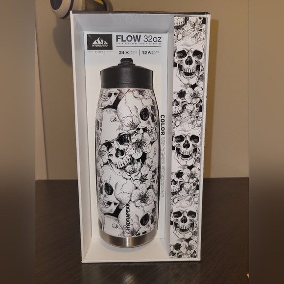 Hydrapeak | Dining | Hydrapeak Skull 32oz Flow | Poshmark